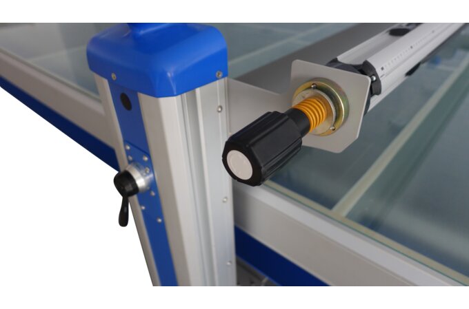 GBC® Flatbed Applicator with Side Tray | Wide Format Industrial ...