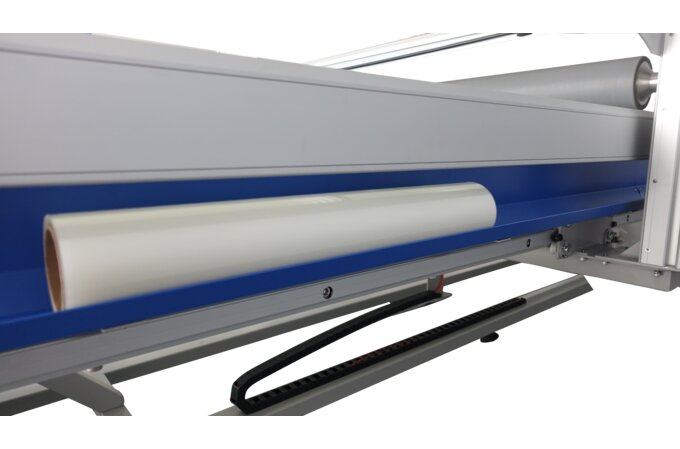 GBC® Flatbed Applicator with Side Tray | Wide Format Industrial ...