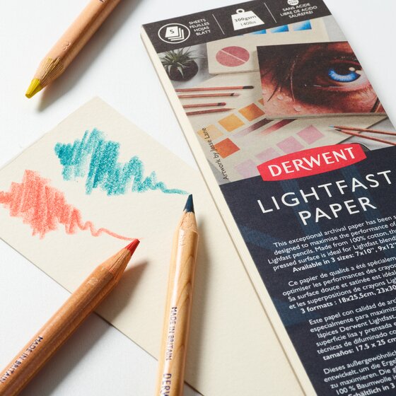 Lightfast Pencils | Derwent Lightfast 100 Tin | Derwent UK
