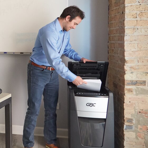 GBC AutoFeed+ Office Shredder, 300M, Micro-Cut, 300 Sheets | Office ...