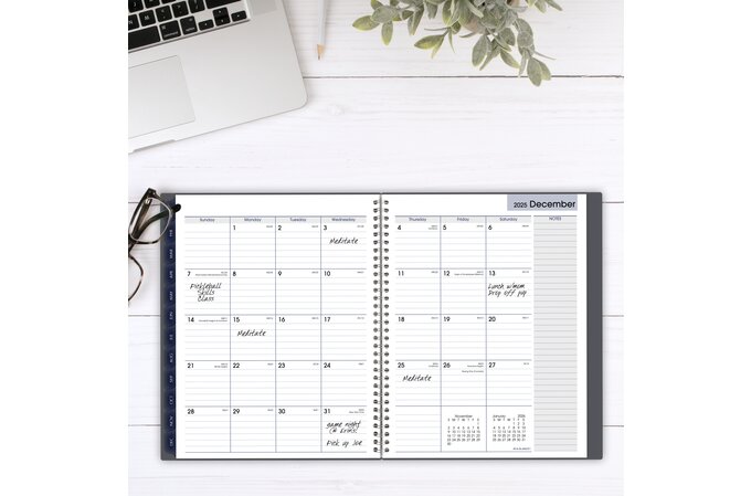 AT-A-GLANCE® DayMinder® 2025 Weekly Monthly Planner, Gray, Large, 8 1/2 ... AT-A-GLANCE® DayMinder® 2025 Weekly Monthly Planner, Gray, Large, 8 1/2 ...