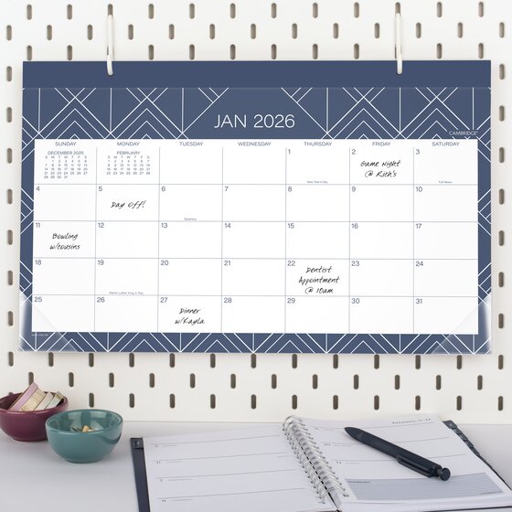 Cambridge® Apex 2026 Monthly Desk Pad Calendar, Compact, 17 3/4" x 11 ...