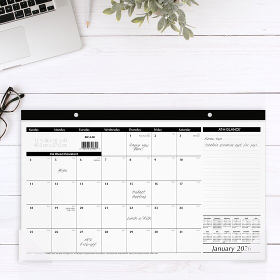 AT-A-GLANCE® 2026 Monthly Desk Pad Calendar, Compact, 17 3/4" x 11 ...