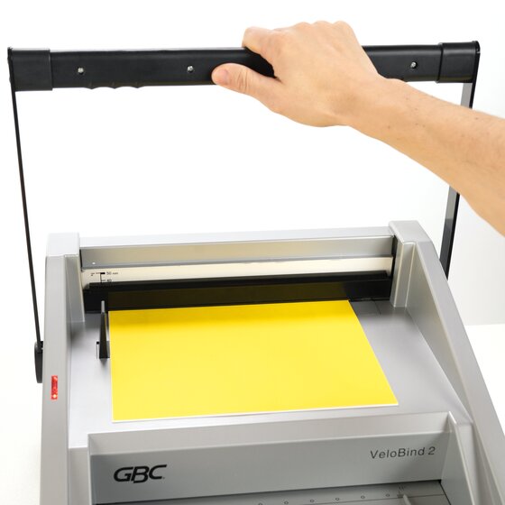 GBC® VeloBind™ 2 Punch and Bind Machine, Binds 500 Sheets, Punches 20 Sheets | Combination ...