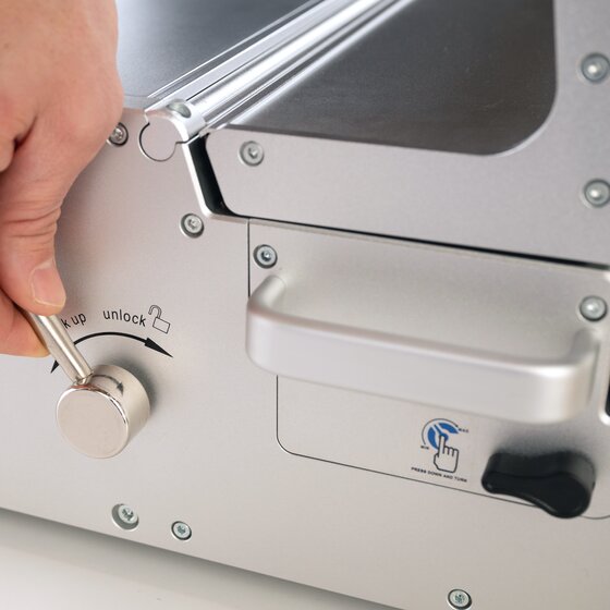 GBC® MagnaPunch™ Elite Electric Multi Die Set Punch Machine | Modular ...