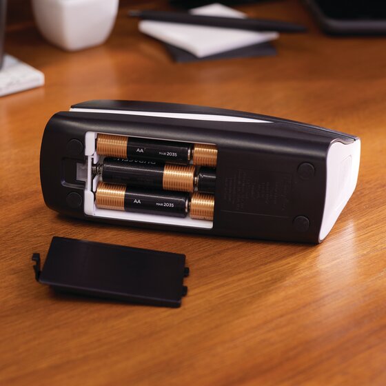 Swingline® Breeze Automatic Stapler, Battery Powered, 20 Sheets, Black ...