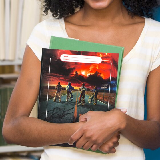 Trapper Keeper STRANGER THINGS Pocket & Prong Paper Folder | Trapper ...