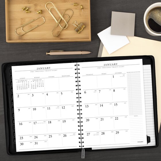 AT-A-GLANCE® Executive 2027 Weekly Monthly Appointment Book with Zipper ...