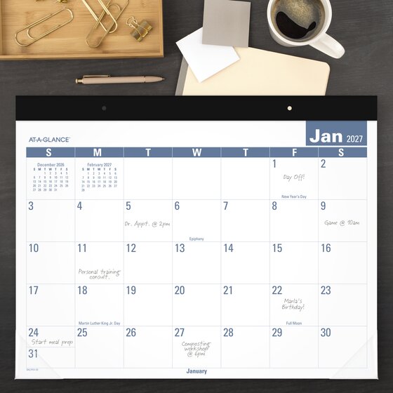 AT-A-GLANCE® 2027 Easy to Read Desk Pad Calendar, Standard, 21 3/4" x ...