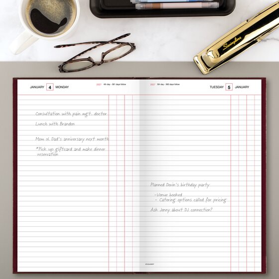 AT-A-GLANCE® Standard Diary® 2027 Daily Diary with Checklist, Red ...